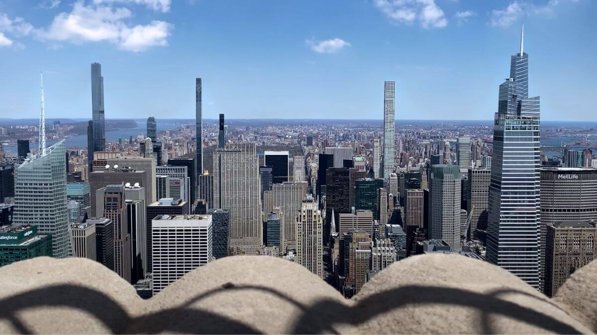 Empire State Building: 86th Floor vs 102nd Floor Comparison