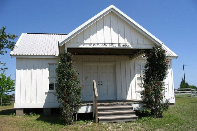 Visit These 13 Creepy Ghost Towns In Texas At Your Own Risk