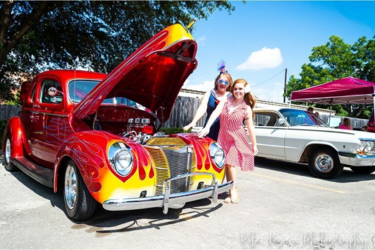 You Won't Believe These Incredible Vintage Car Museums in Texas!