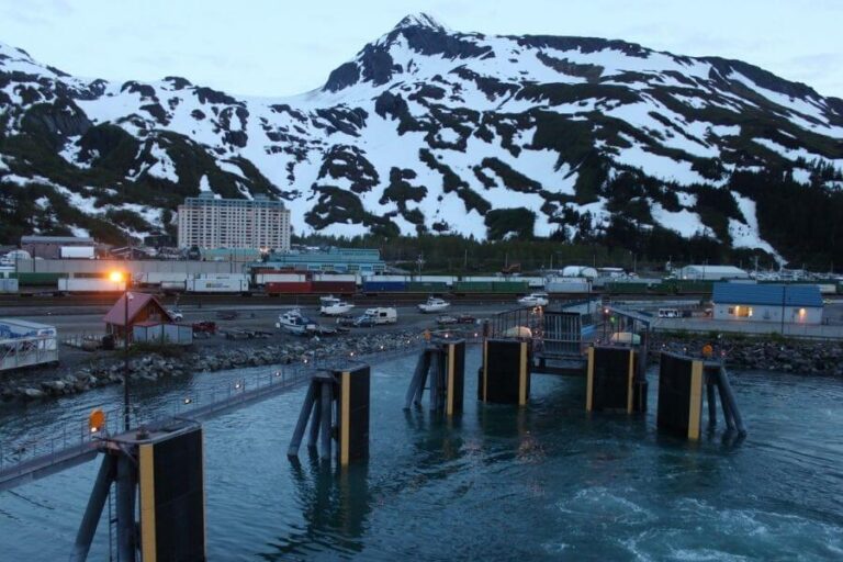 27 Quirky & Unique Small Towns In The U.S. That Are Too Weird For Words