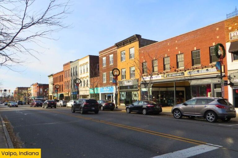 23 Charming Midwest Towns That Feel Like a Fairytale