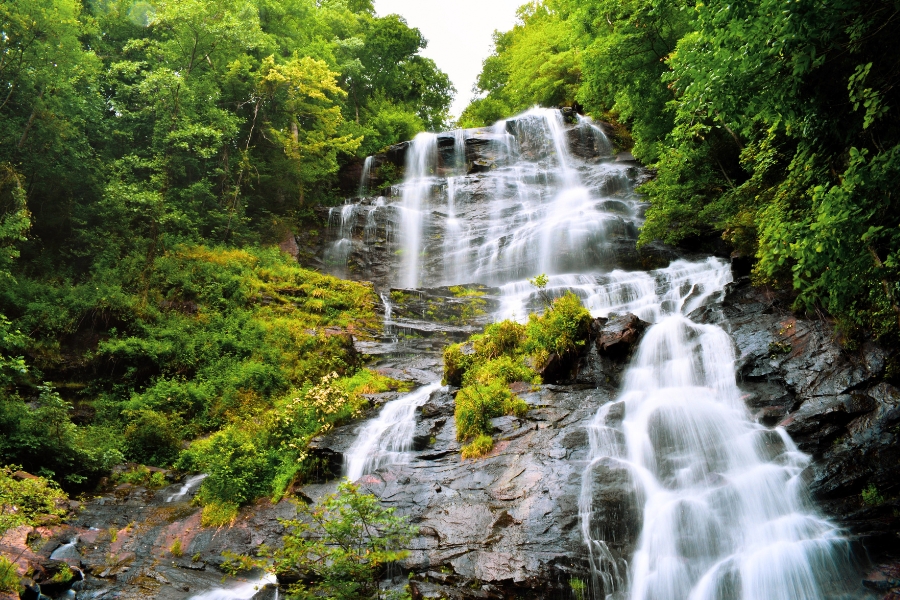 The Dreamy Waterfalls Near Atlanta No One Talks About