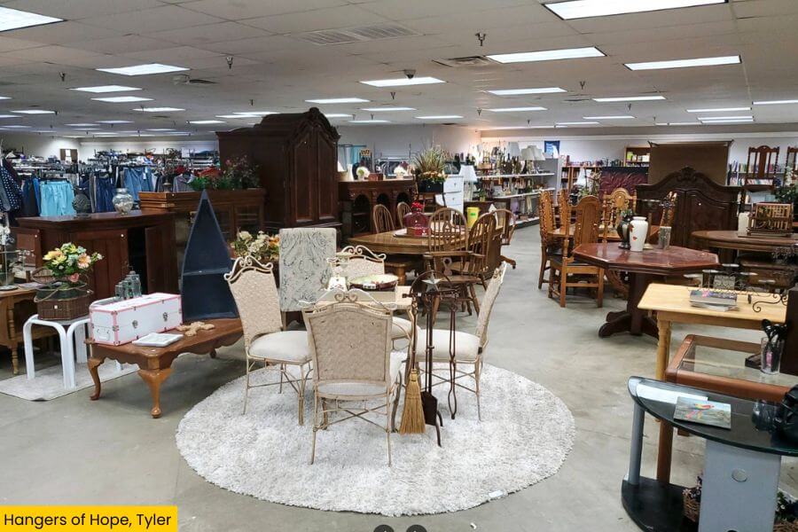 12 Huge Thrift Stores In Texas Where You Can Still Grab A Bargain