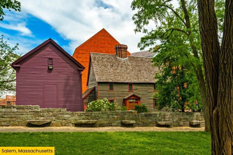 This Scenic Road Trip From Boston to Maine Belongs on Your Bucket List